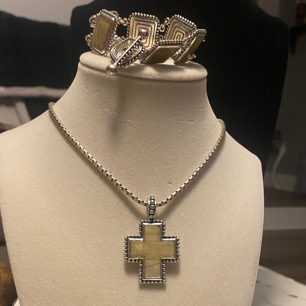 Premier Designs Cross Necklace & Panel Bracelet Set - Gem
